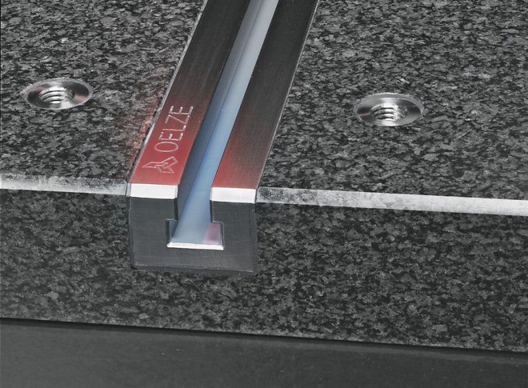 Steel T-slot no. 104 - OELZE